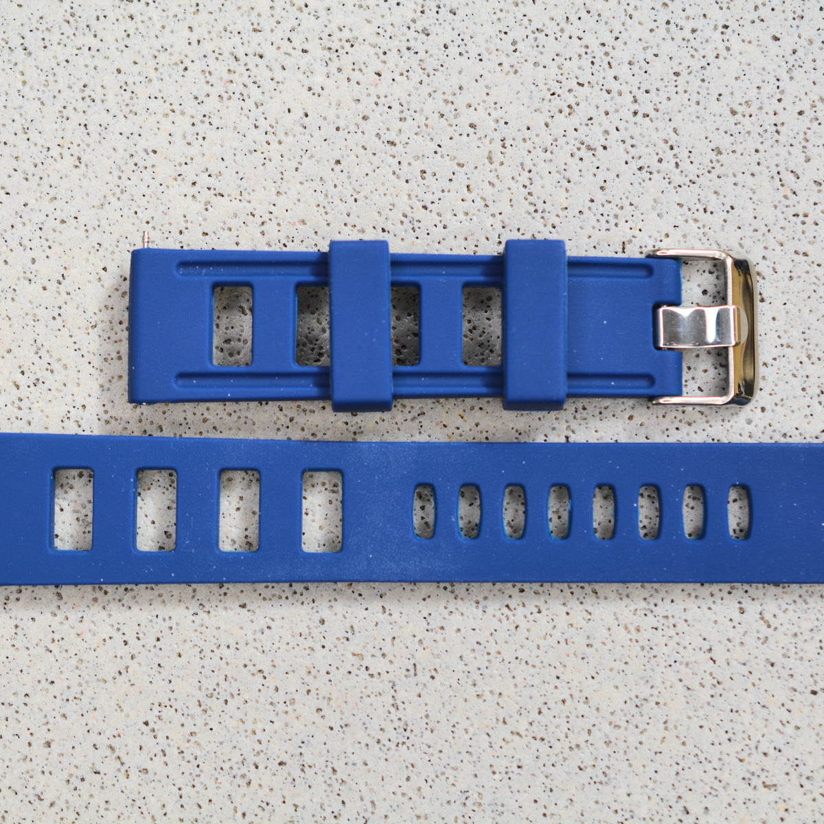 Dark Blue Rubber Hex Strap, 22mm – Secondhand Mods