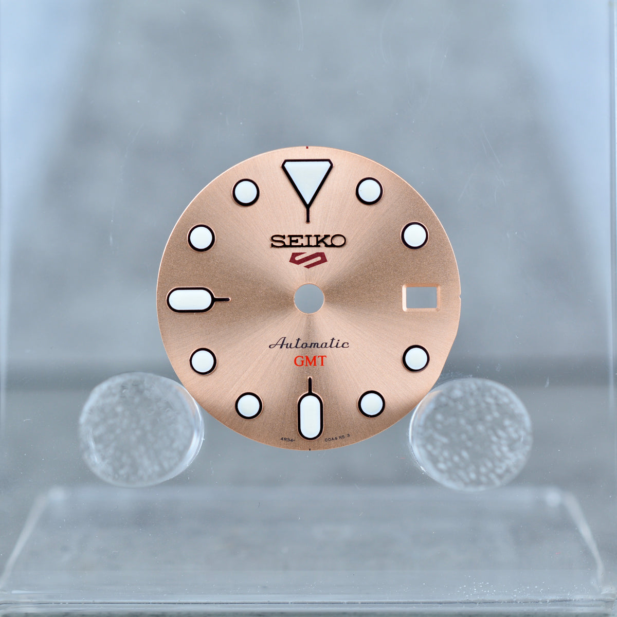 OEM Seiko SSK043 GMT Salmon Dial, 28.5mm - New – Secondhand Mods