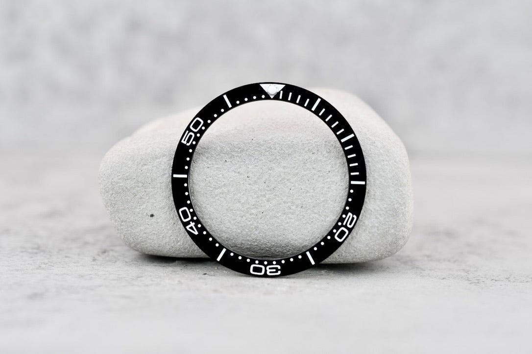 SKX013 Black Seamaster Bezel Insert – Secondhand Mods
