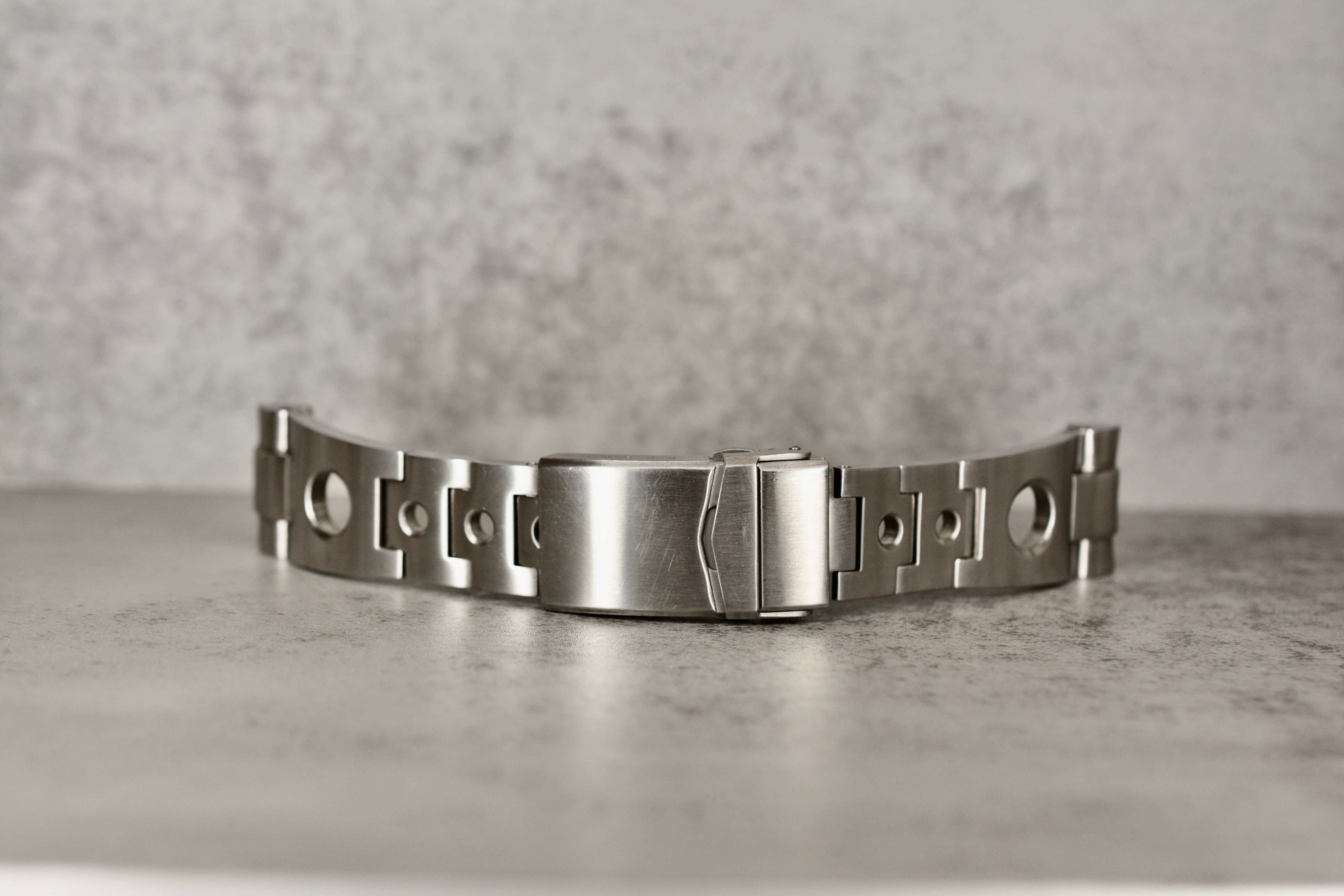 Strapcode – Secondhand Mods