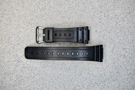 OEM Casio Black Rubber Strap for G-Shock Cases – Secondhand Mods