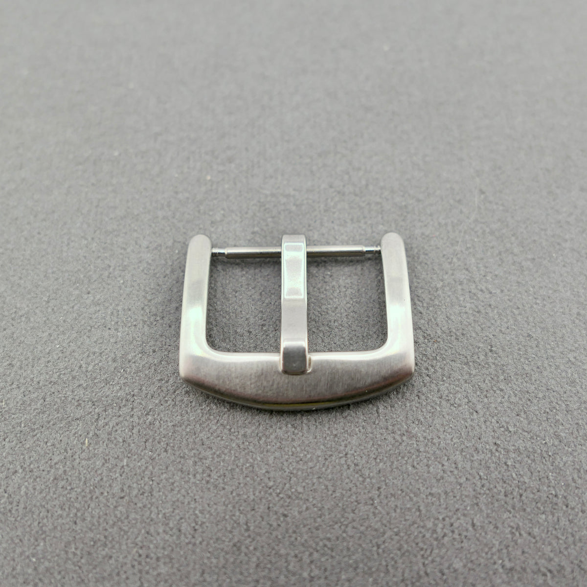 Brushed steel pin-buckle clasp for 22mm leather straps – Secondhand Mods